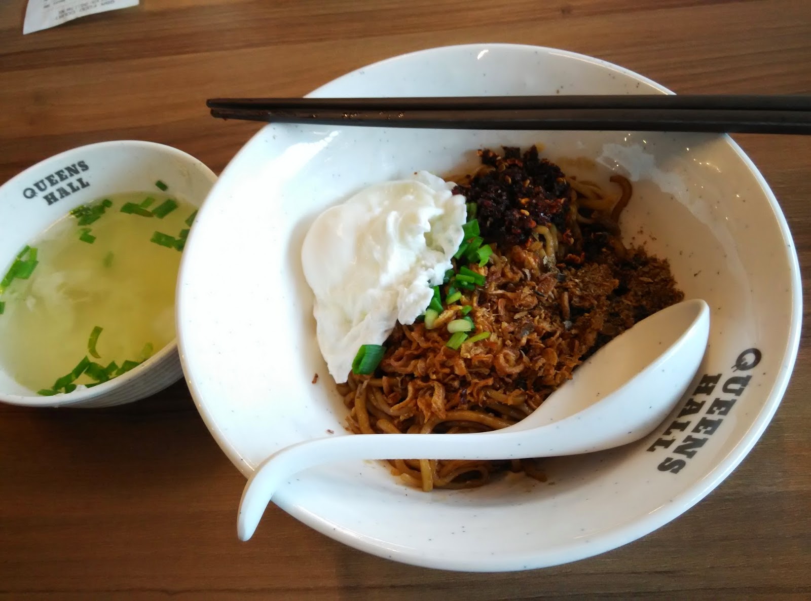 It's About Food!!: Uncle Kin Chilli Pan Mee 堅叔馳名辣椒板麵 @ Queens Hall