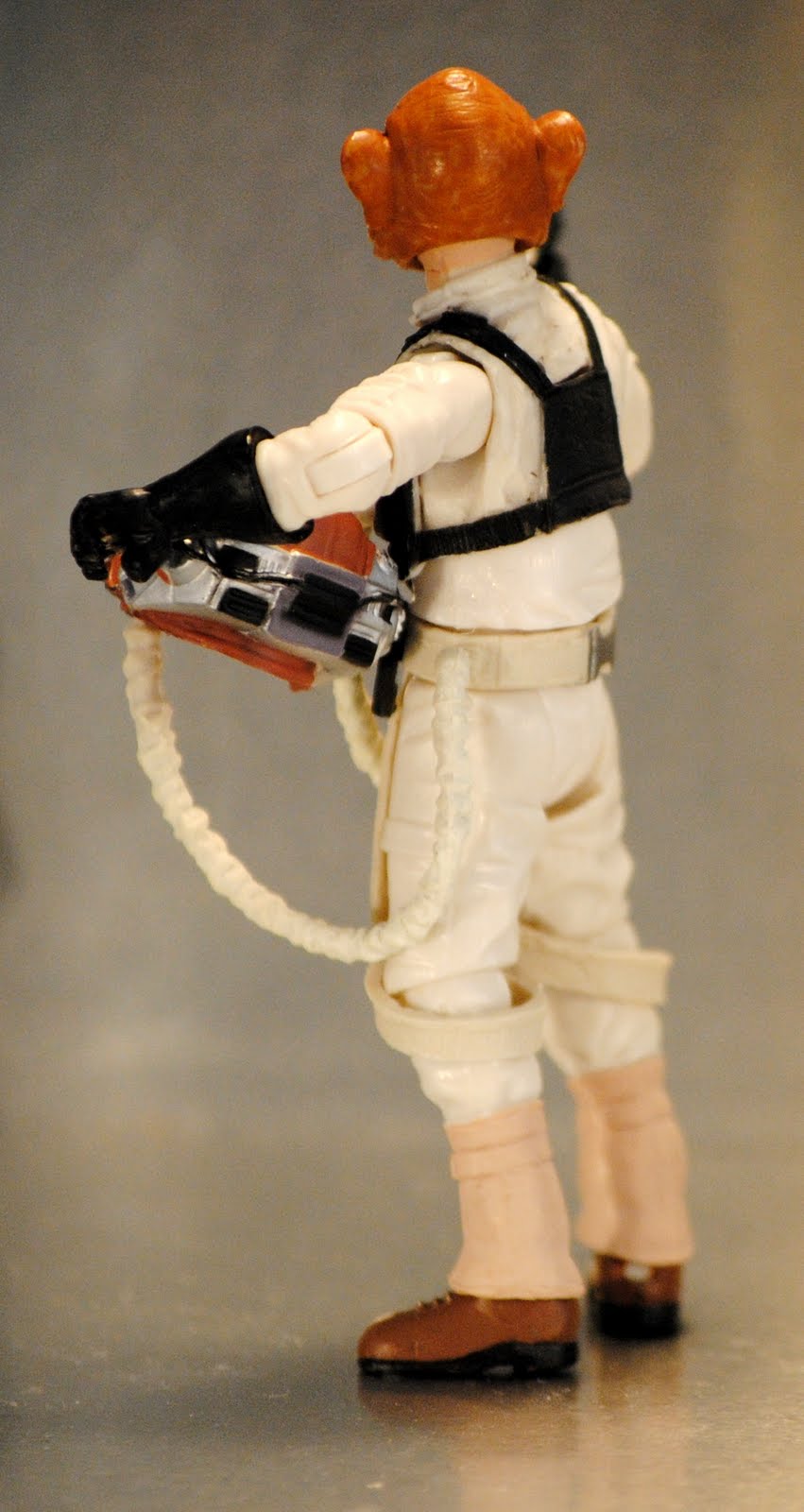ACTION FIGURE EMPIRE: Ten Numb and Nien Nunb: Comfortably Nunb!