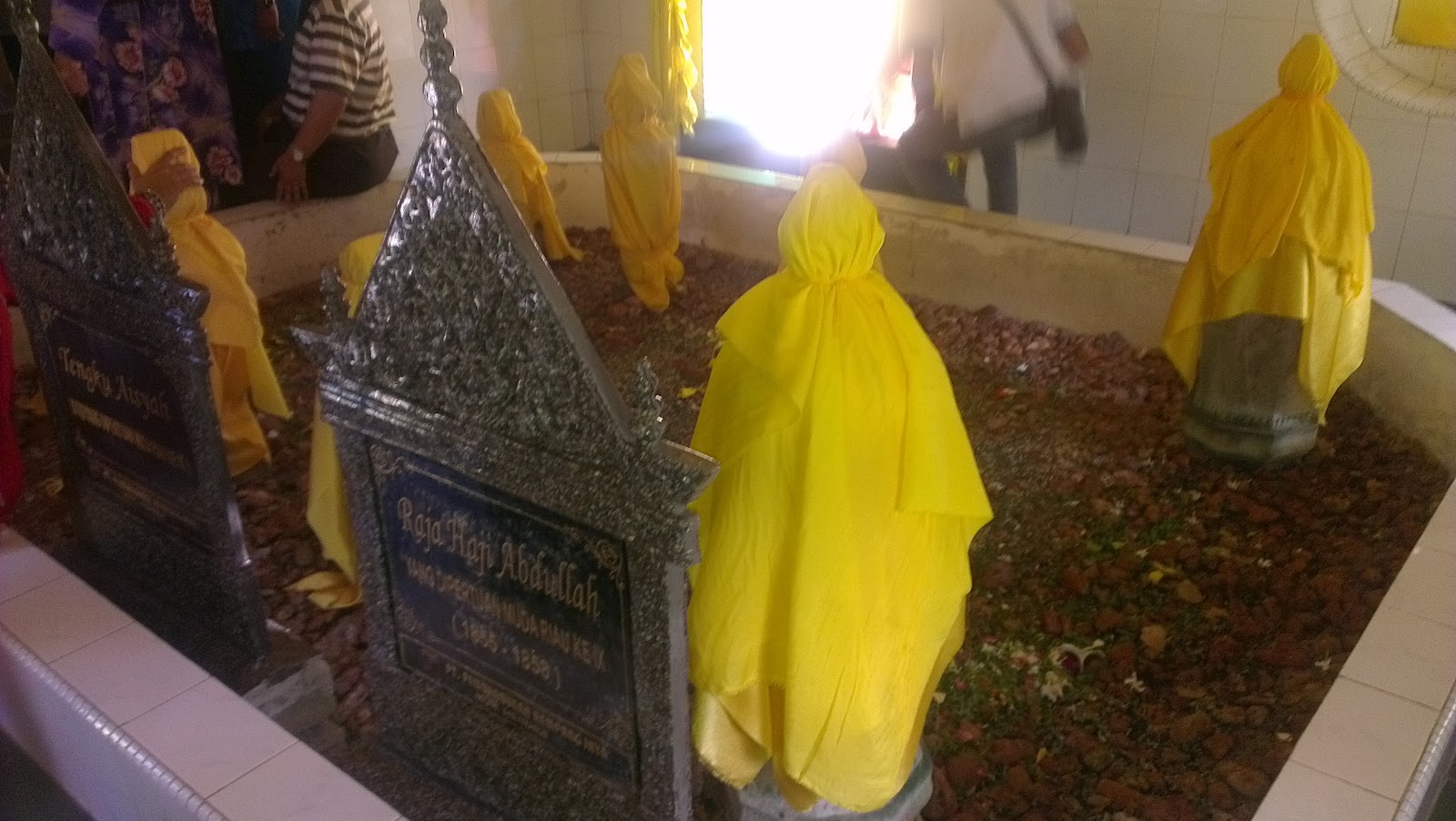 KELUARGA PAJAR, PARIMBUNIS: ZIARAH MAKAM DAENG CHELAK / DAENG MEREWAH ...