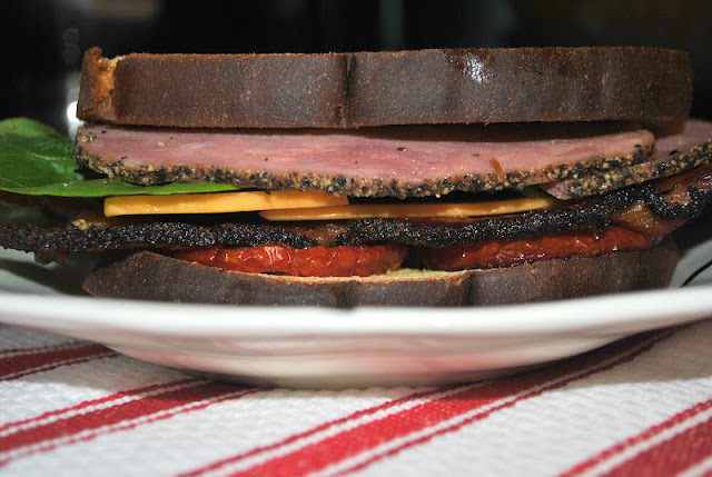 extraordinary b l t t w/ cheese...