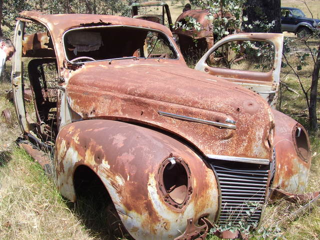 My 1928 Chevrolet: Rusty Relics (Latest Installment of over 150 photos)