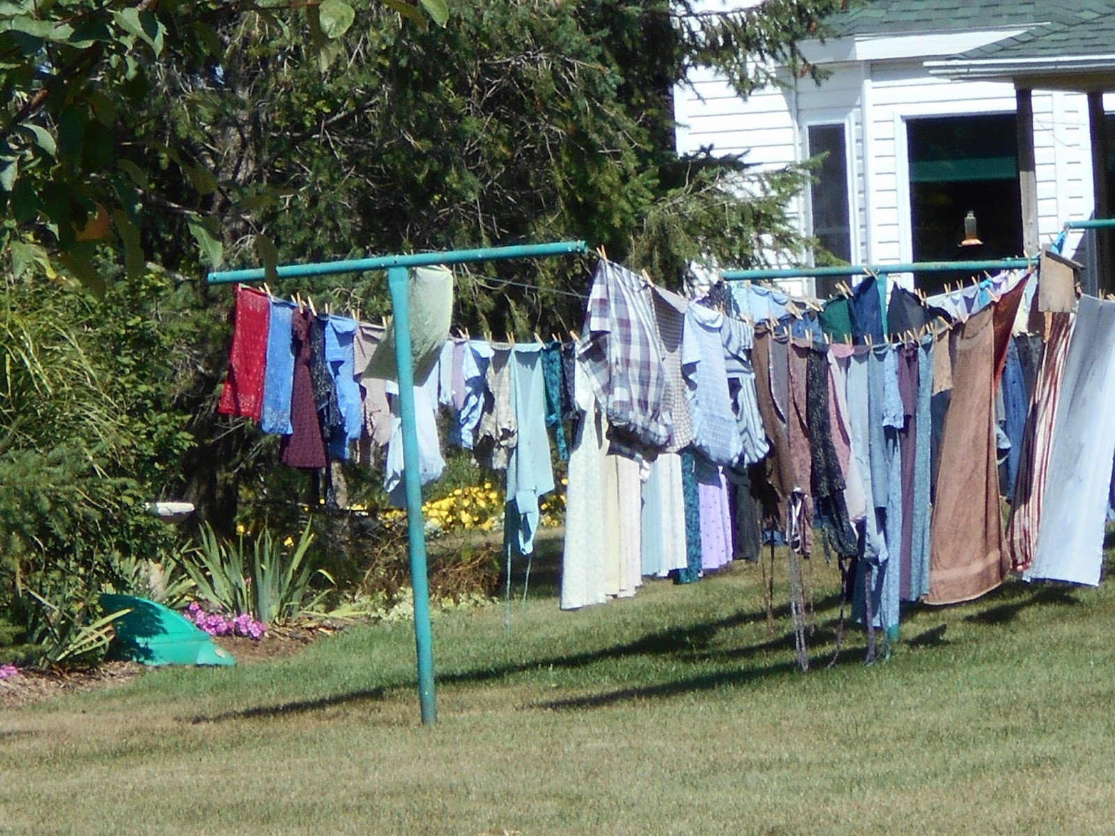 New York State of Mind: AMISH AND OLD ORDER MENNONITE LAUNDRY DAY