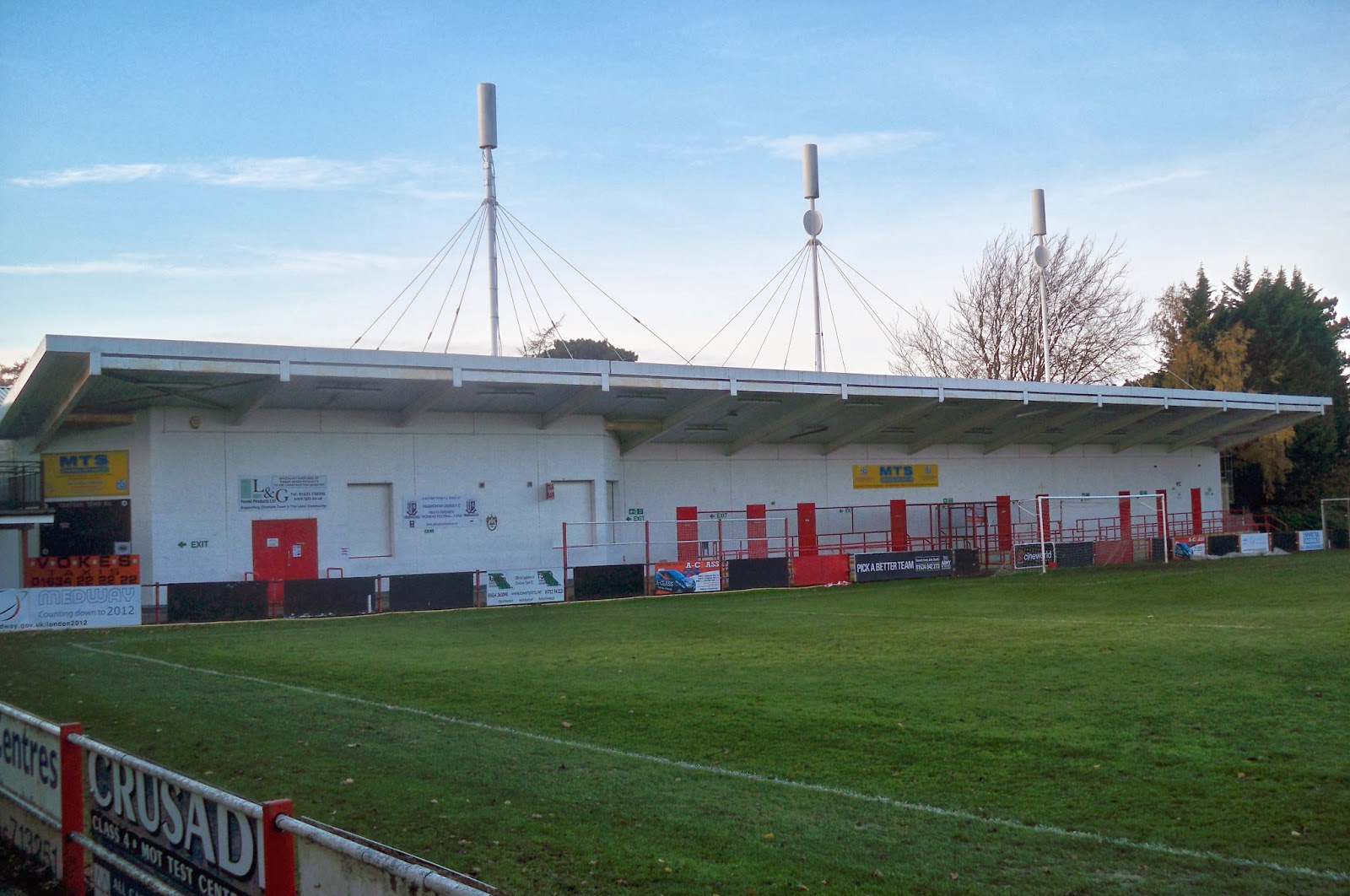 Football Grounds visited by Richard Bysouth: Chatham Town FC