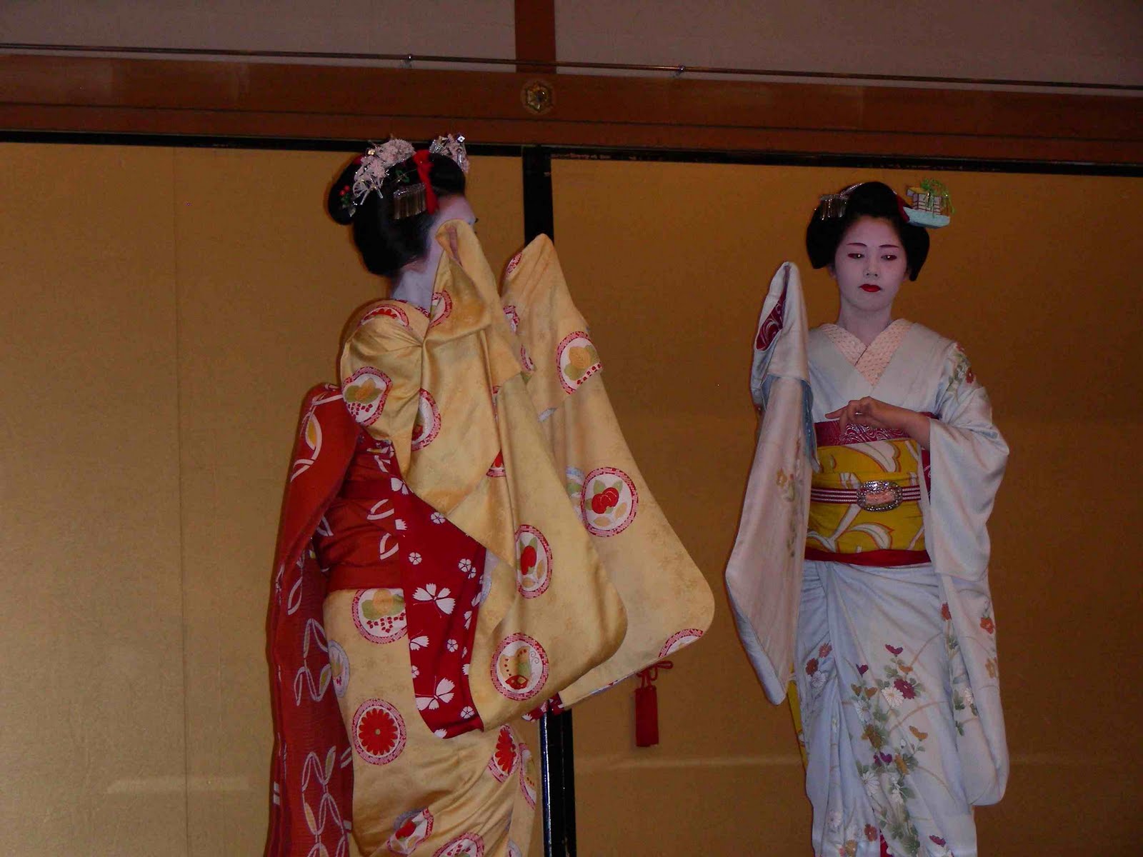 Giant In Japan: Geisha and Theater in Gion