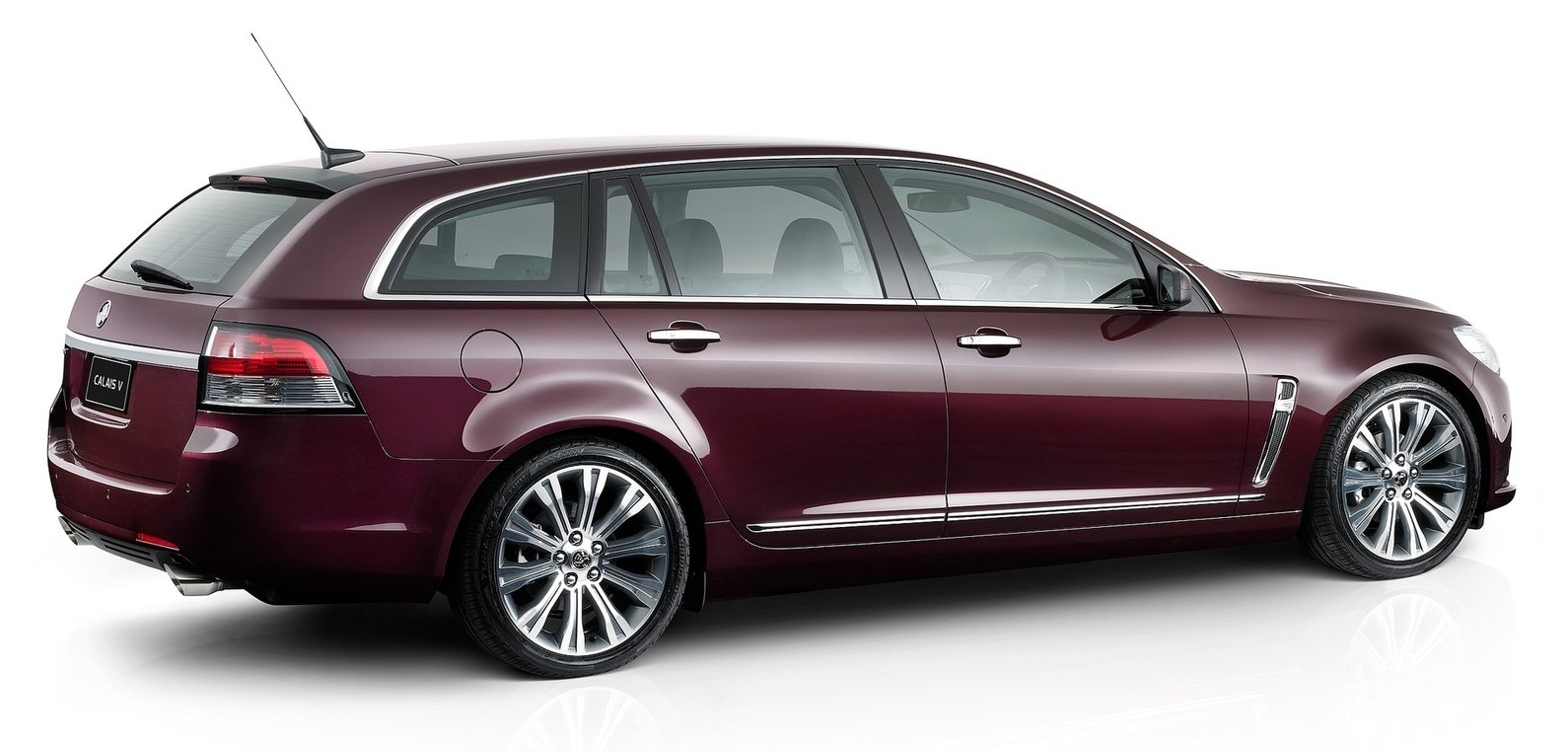 Holden mostra novos Commodore SW e Ute