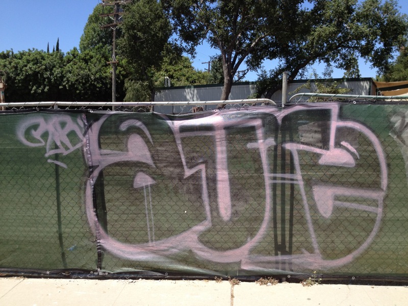 MELROSEandFAIRFAX: Puzle & Aute Freeway Graffiti