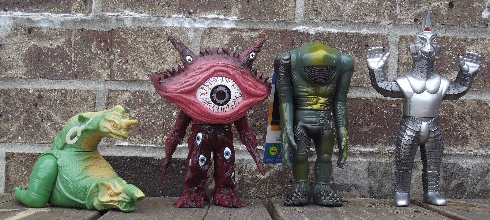 Raging Nerdgasm: Ultraman monster Gan-Q by Bandai