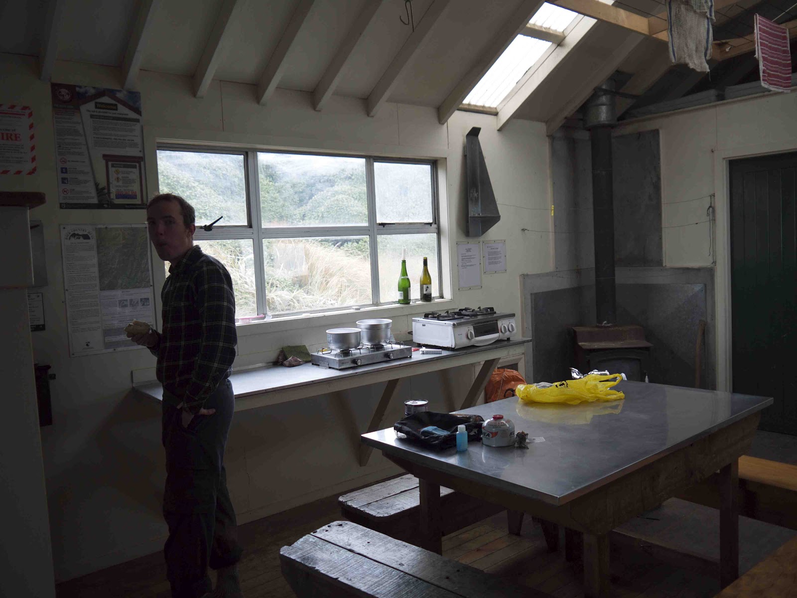 Our New Zealand Adventure: TARARUA RANGES TRAMPING TRIP: MT HOLDSWORTH ...