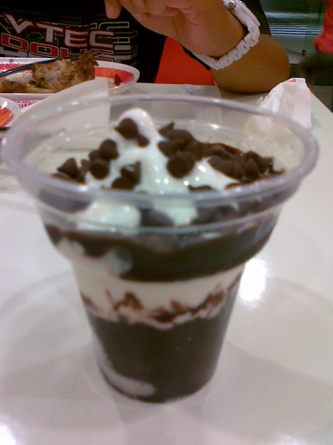 Manang's Chicken Full Resto in Cavite - Glamma Momma