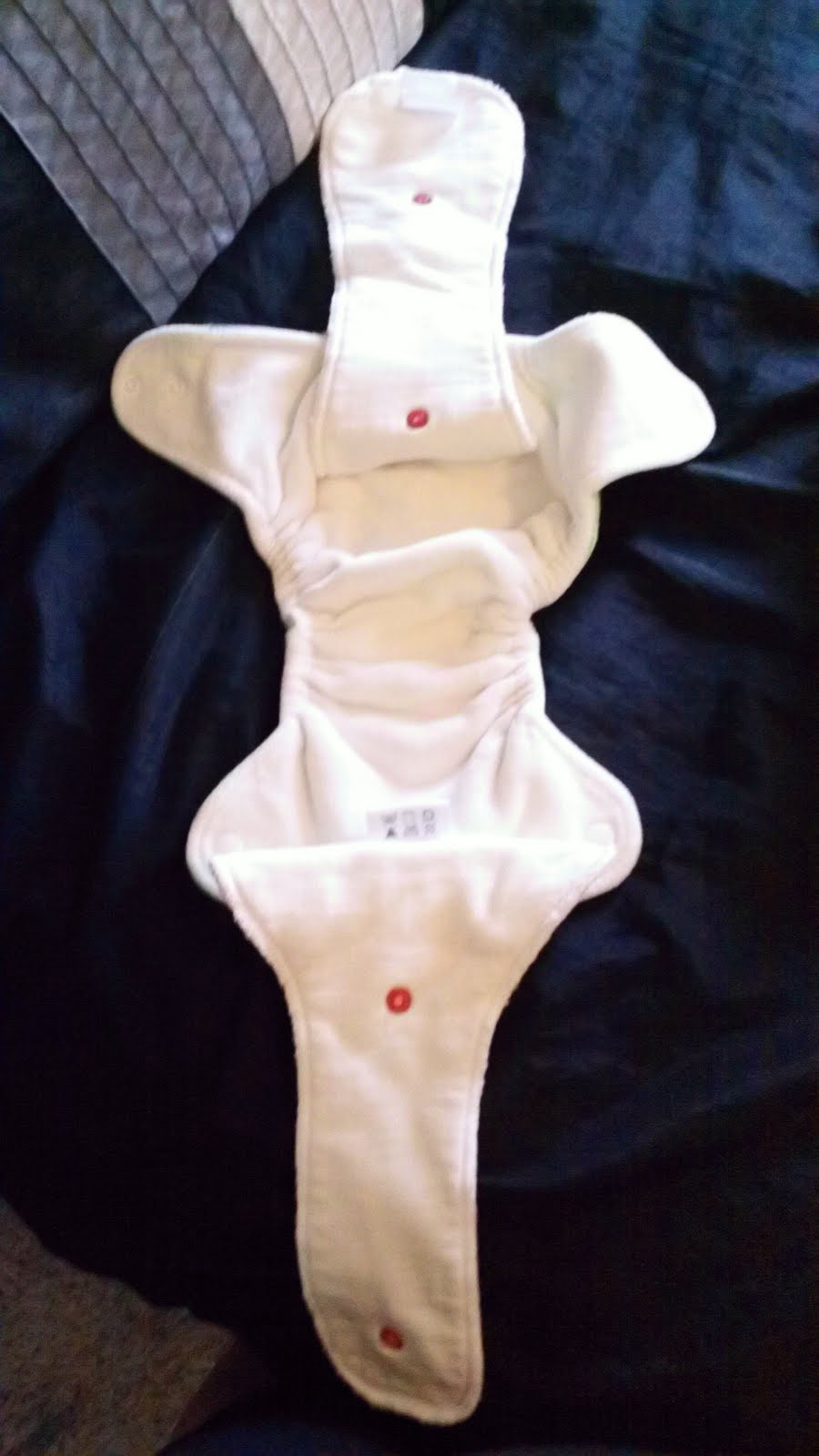 Modified Momma Reviews: itti*bitti u.s. Cloth Diaper Review & Giveaway.