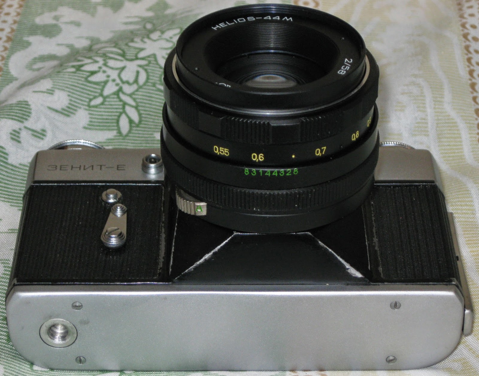 The Chens: The User's Review: Zenit (Zenith) - E 35mm SLR Camera, Made ...