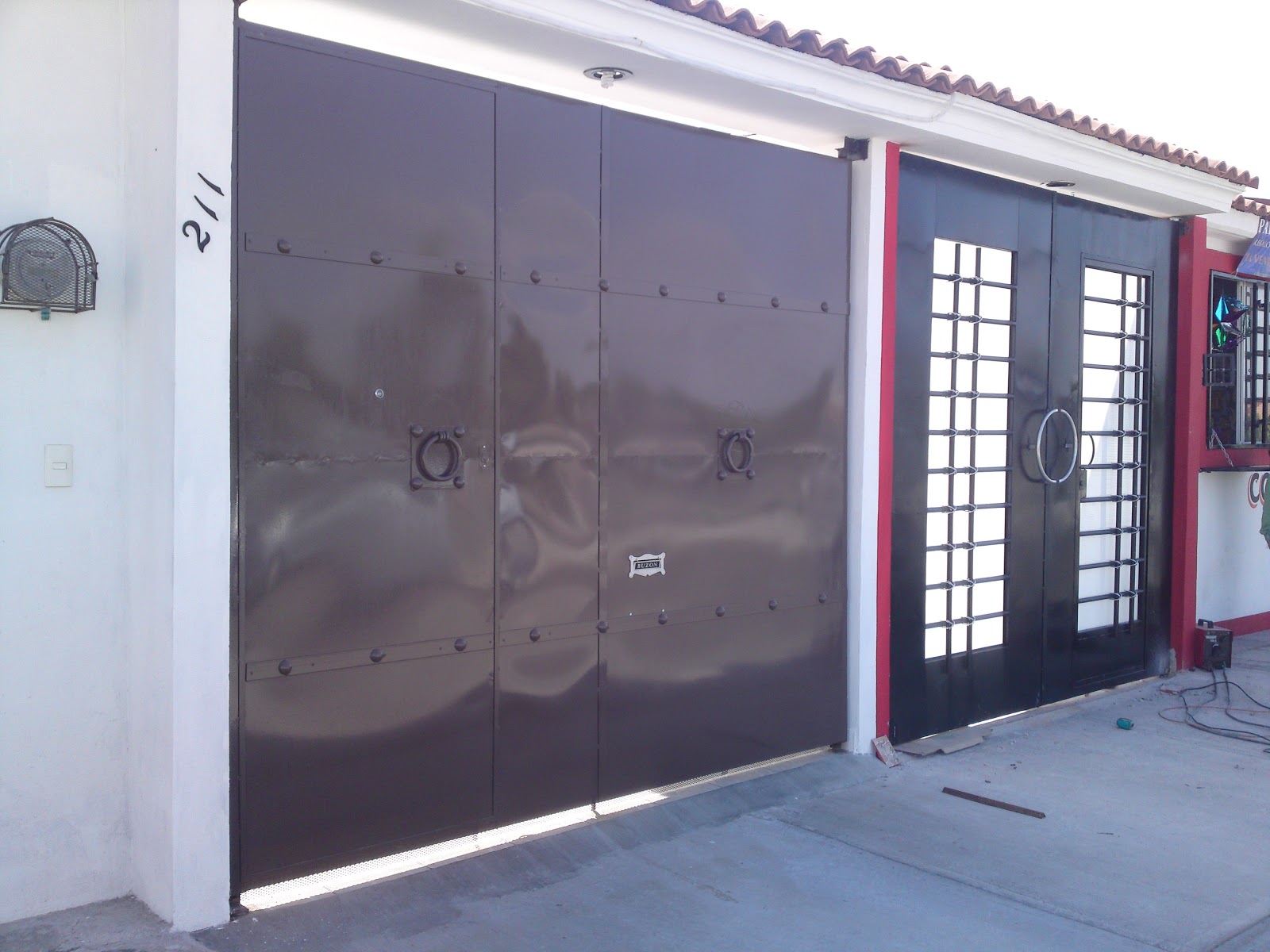 Herreria "Yamal": Portones