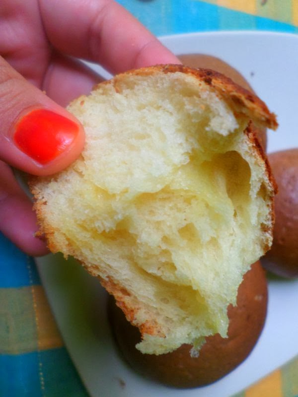 Amal's Kitchen : Simple & Easy Recipes: Homemade Roti Boy (Mexican Buns ...