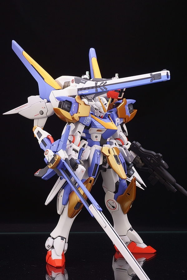 Custom Build: HGUC 1/144 V2 Assault Buster Gundam "Detailed"