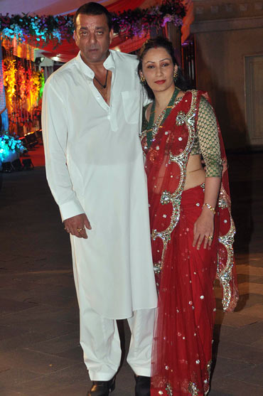 Manyata Dutt in Red Netted Sari - Saree Blouse Patterns