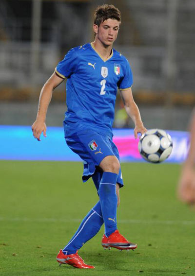 Football Player's Biography 7: Davide Santon