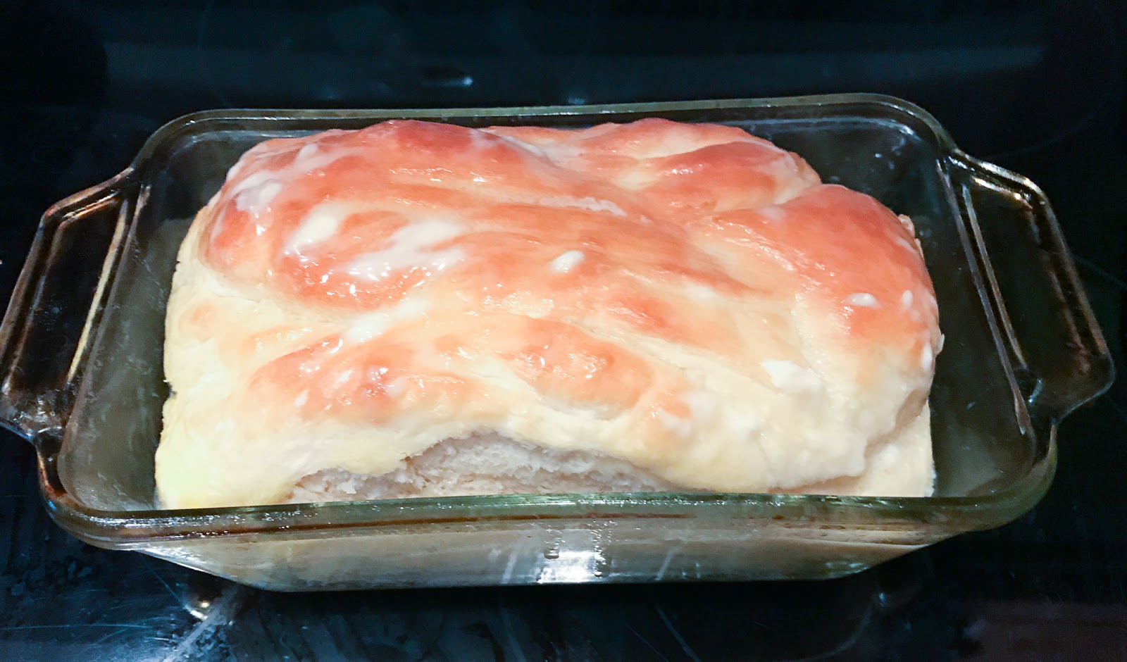 The Girl with the Red Nikon: Homemade Bread