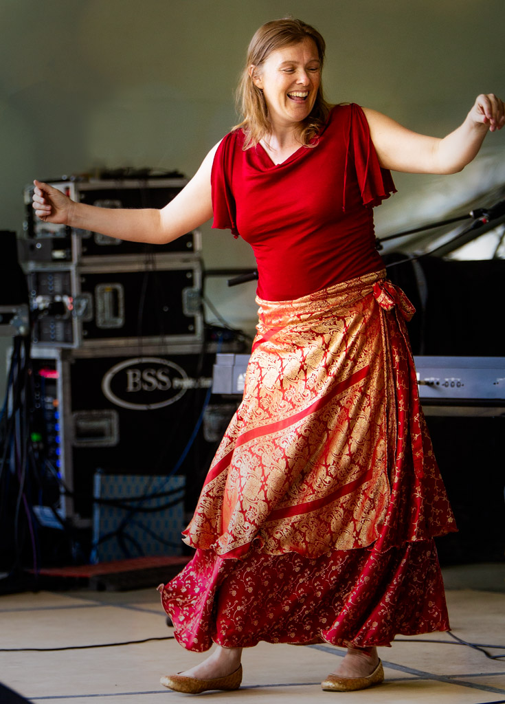 The AC is On: Heather Dale at Celtfest