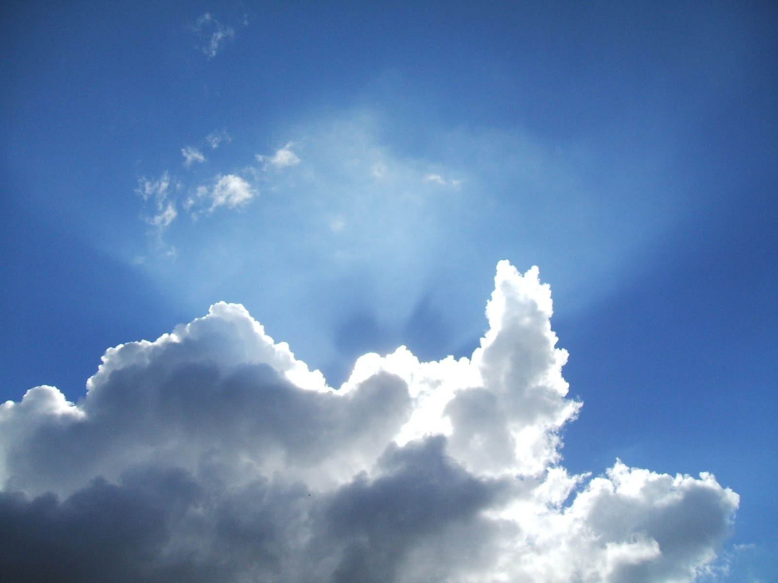 Nubes con sol - Imagui