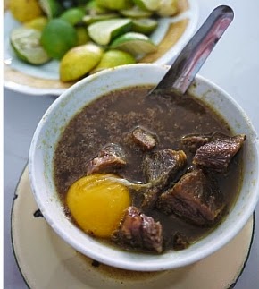 makanan khas makassar (palu basa srigala)