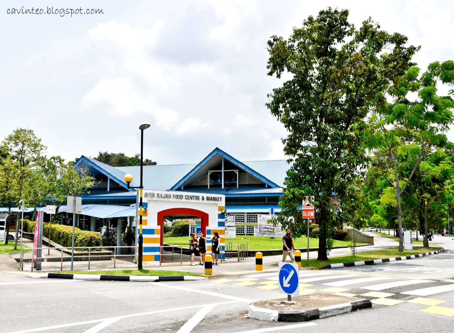 Entree Kibbles: Bowl Chap - 5-Spice Apple Braised Pork Belly Don @ Ayer ...