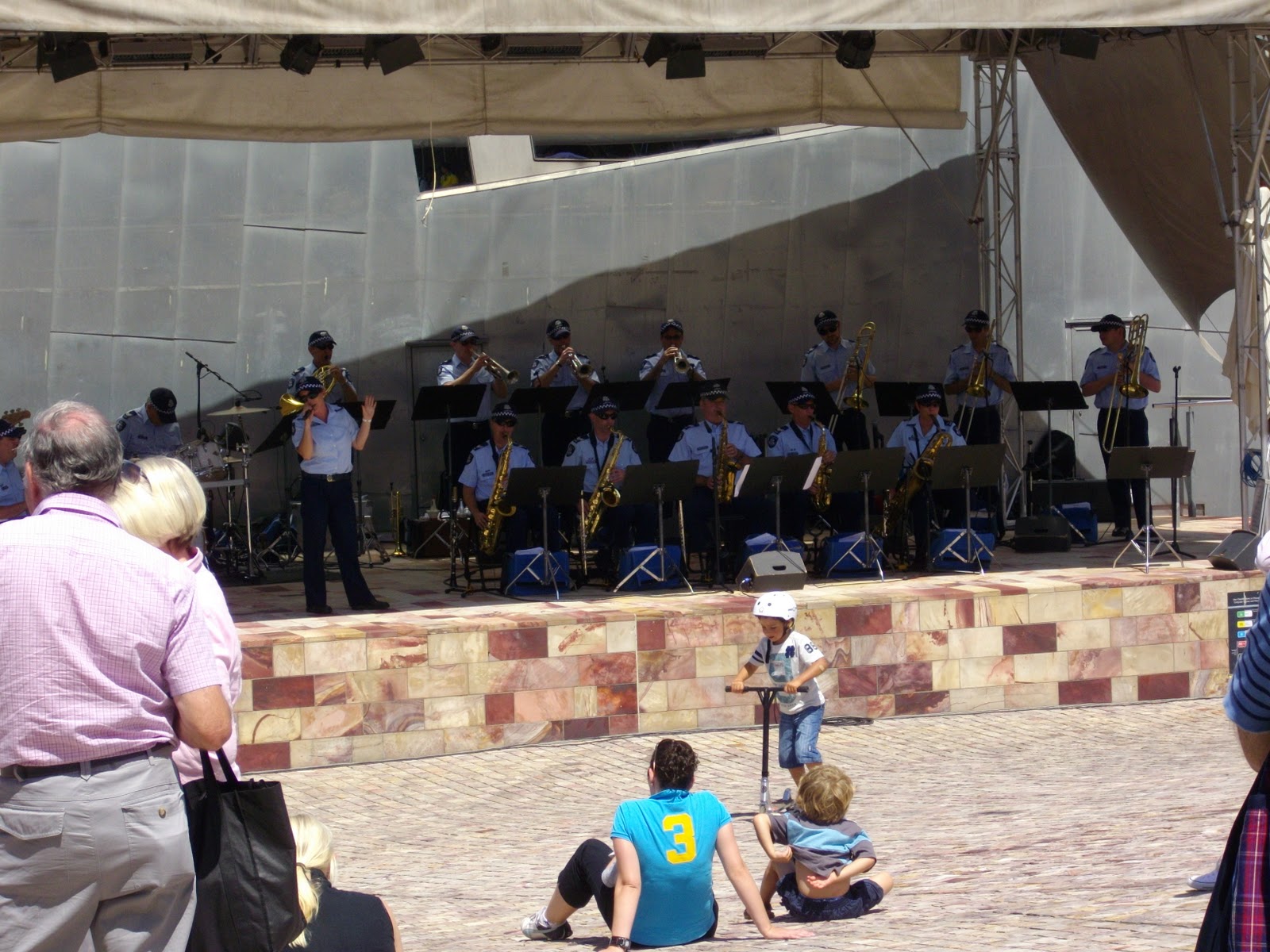 Abroad in Oz: Tram Shablam