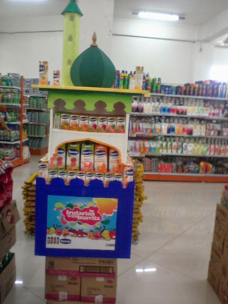 Display produk di Supermarket