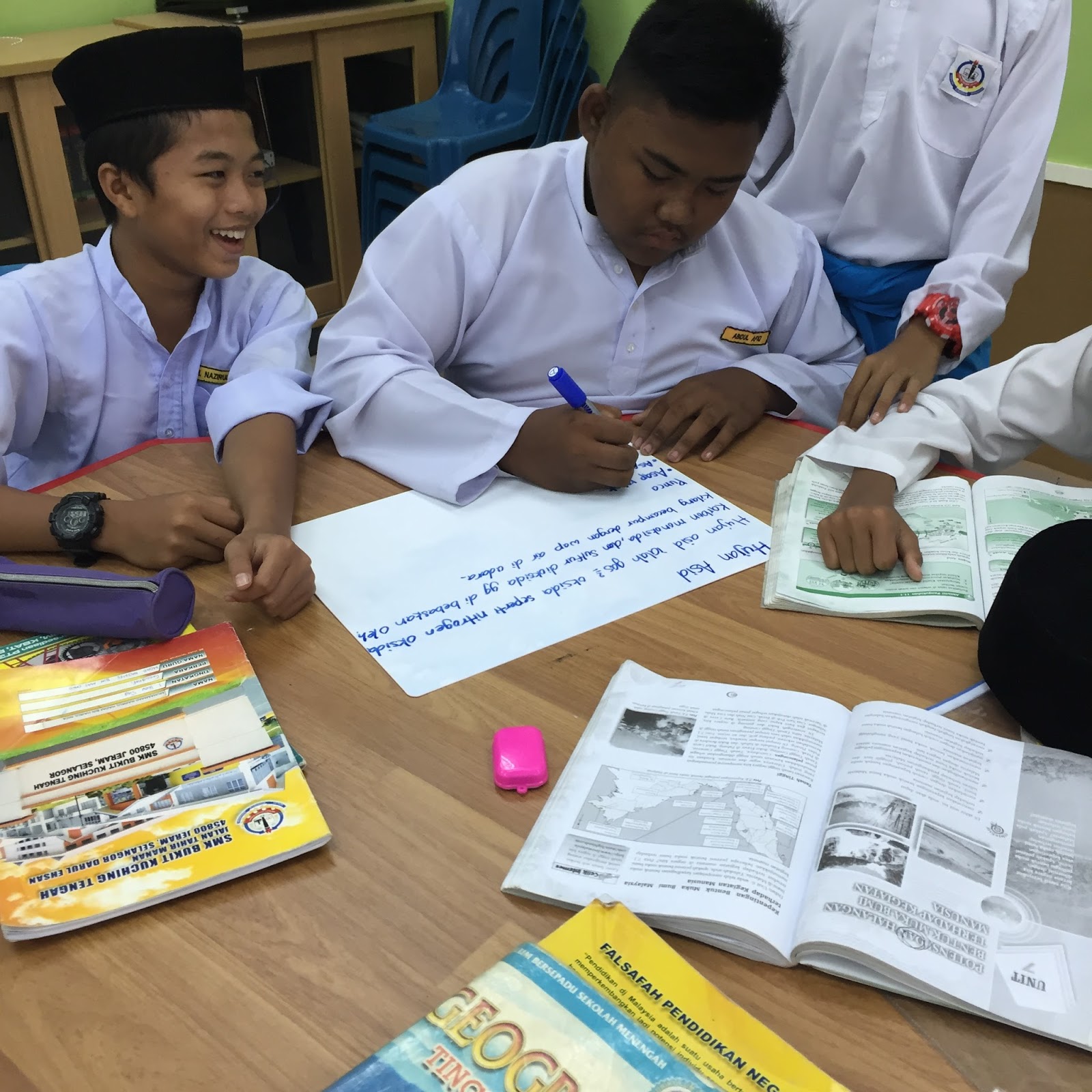 PUSAT SUMBER SEKOLAH : BILIK AUDIO VISUAL