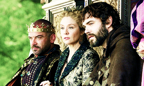 A Contre Mots: [Parlons bien, parlons séries ! #1] Reign