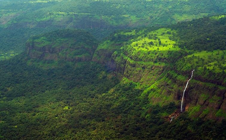 Lonavala: Weekend Getaway Near Pune ~ The Travelers World