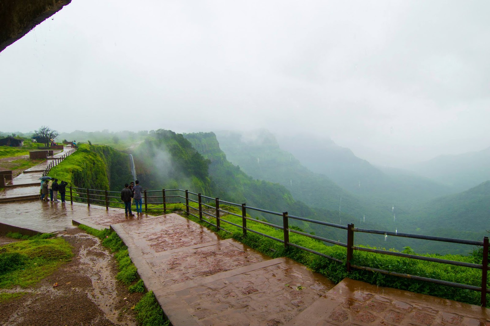 Kavlesad, Mahadevghad, Hiranyakeshi and Rajhunsgad Fort Trip