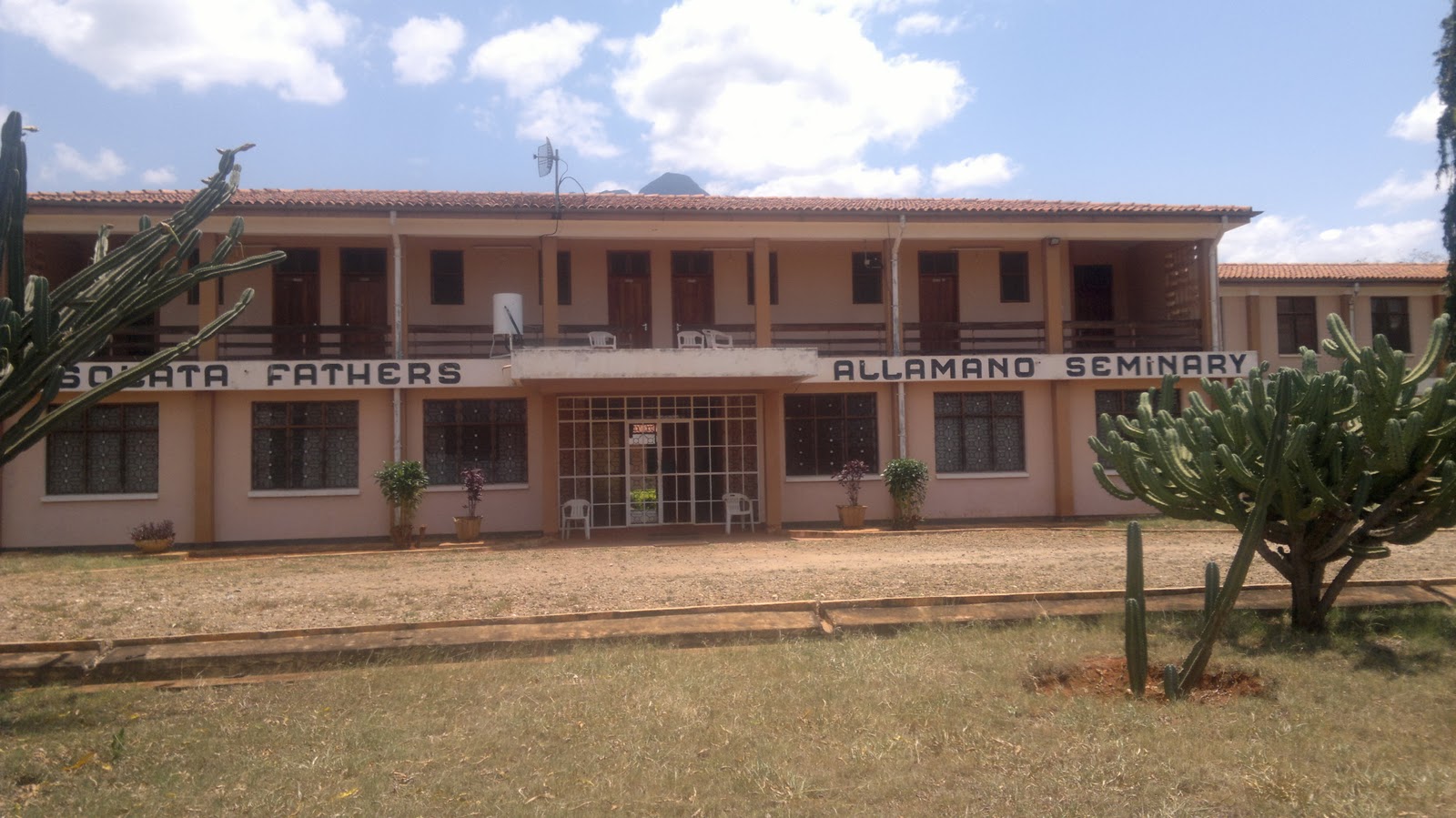 Tanzania Orphans' Upendo Community: November 2011