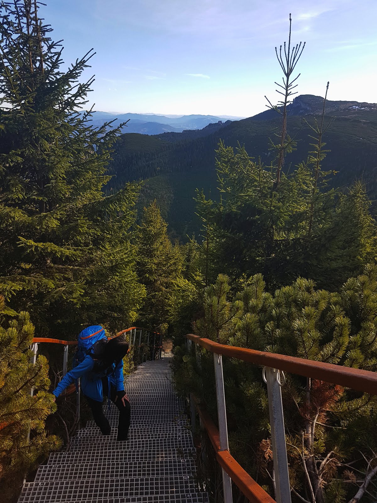 Romanian Tourism: Varful Toaca - Ceahlau