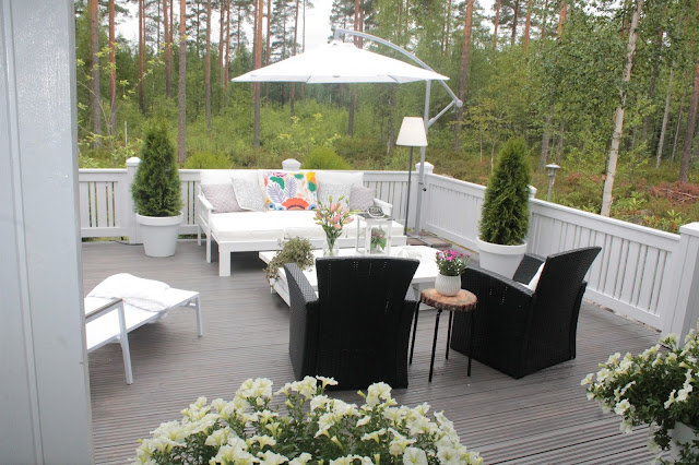 k o t i p o r s t u a: Terassi ja lasikuisti