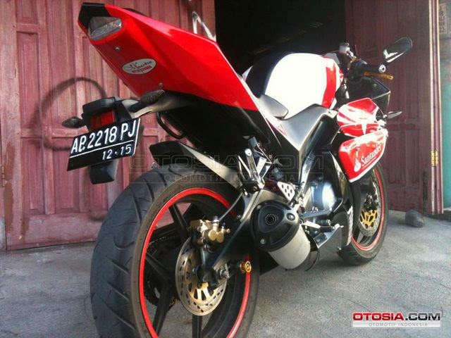 Gambar Yamaha Vixion Custom Modif Jadi YZF R125 Full Body