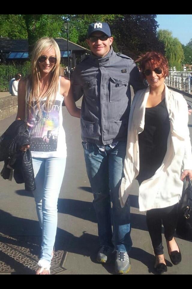 Tom Hardy Meets Cancer Patient Kayleigh Duff For Surprise Dream Date ...