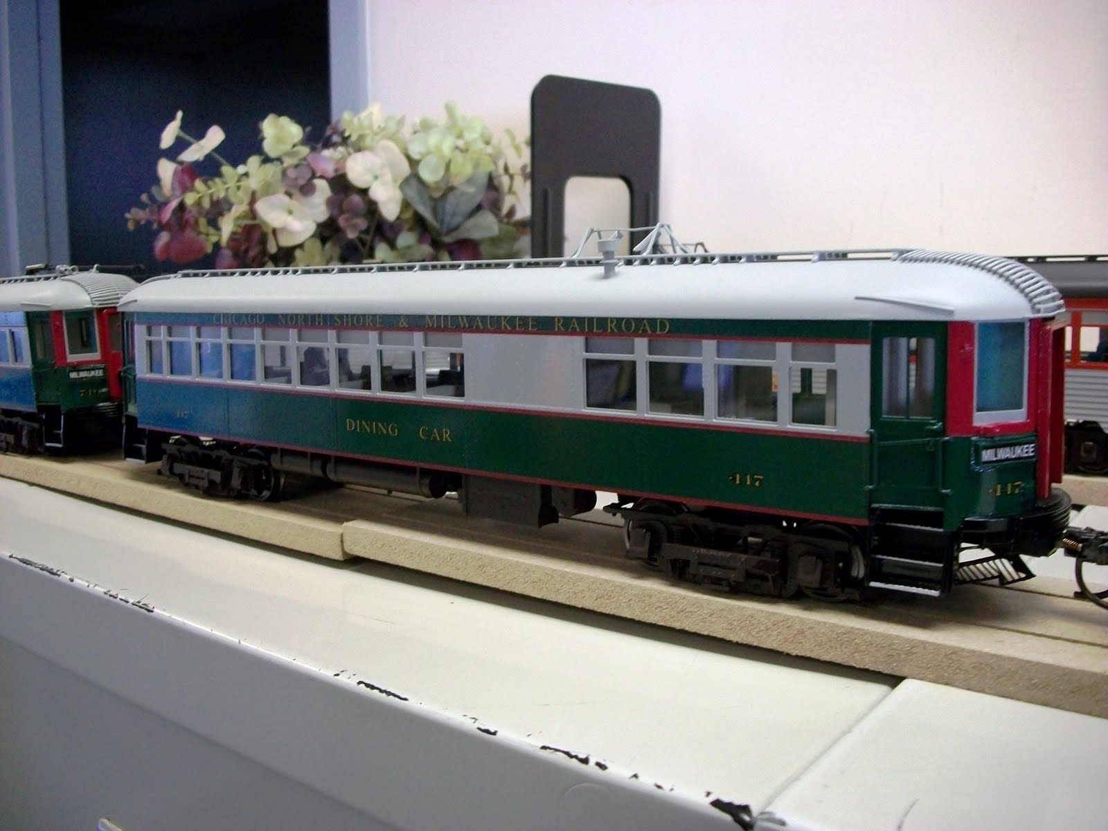 Interurbans of The Fox Valley: The new Sunset Models North Shore cars