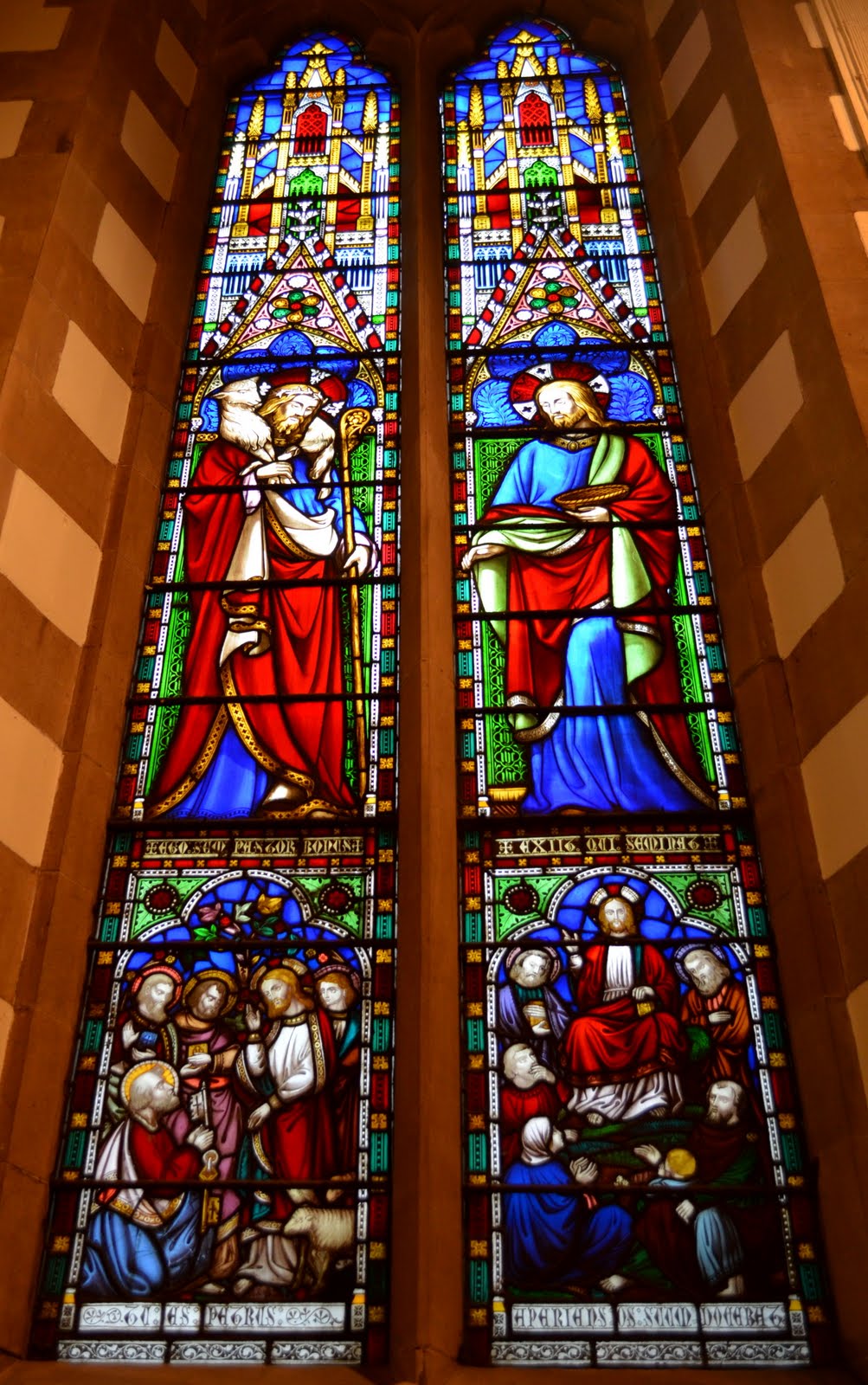 Tour Scotland: Tour Scotland Photographs Stained Glass Windows Dundee