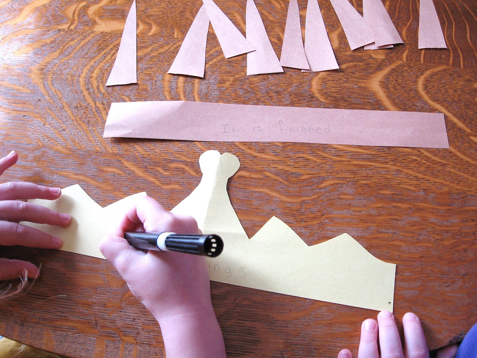Almost Unschoolers: Christly Crowns - Easter Craft