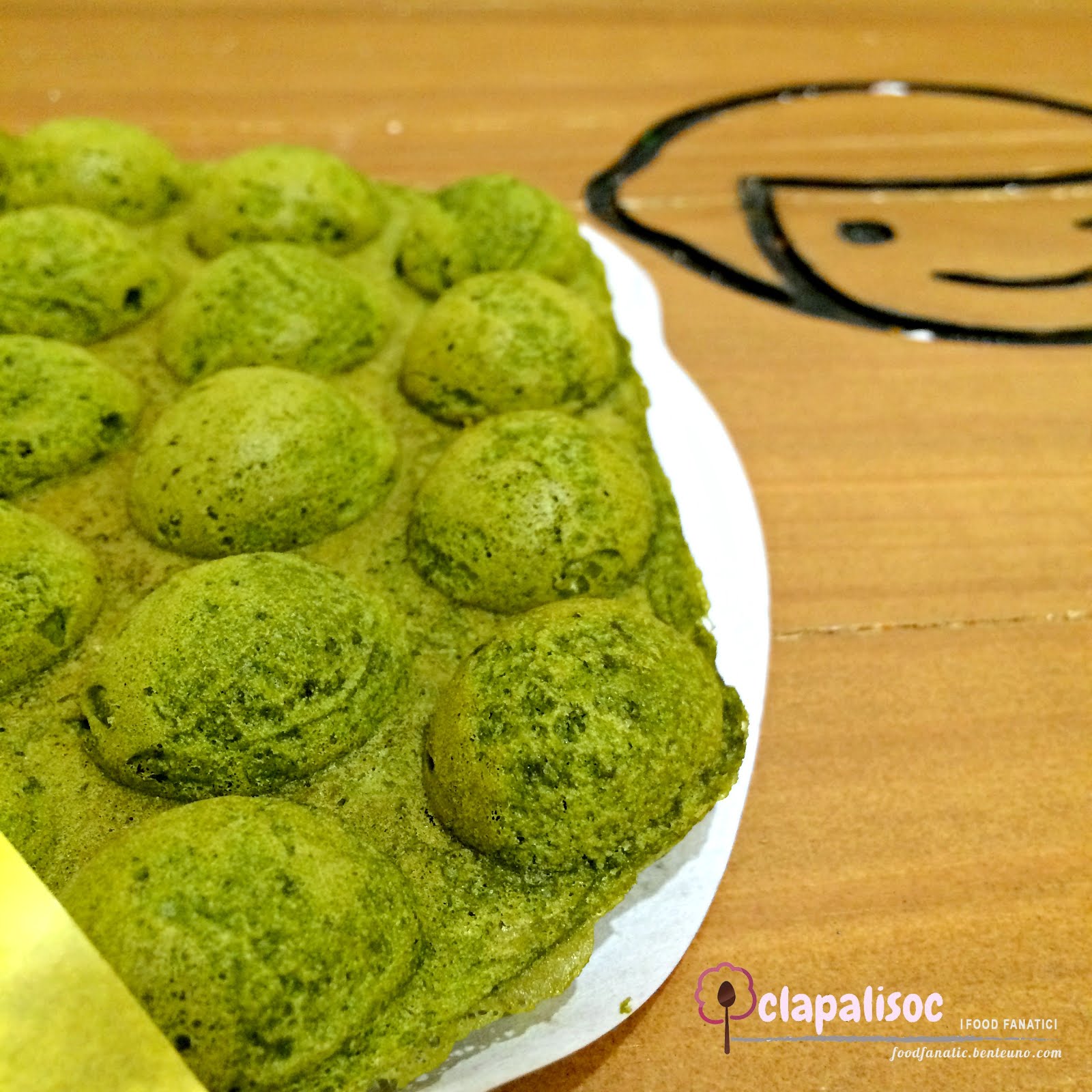Everything Green Tea: Happy Lemon's Matcha Bubble Waffle ...