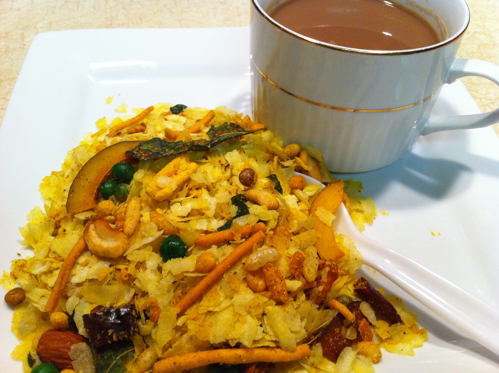 Subhra's Kitchen: Chivda/ Poha or chuda Mixture