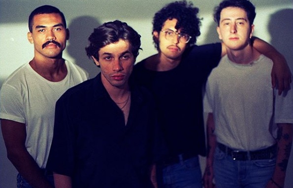 Blog da Gabs: Playlist: Conheçam a banda Amen Jr