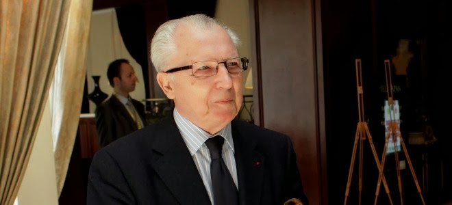 Ζακ Ντελόρ: «Όταν η κυβέρνηση μιας χώρας προβαίνει σε ανοησίες, το ...