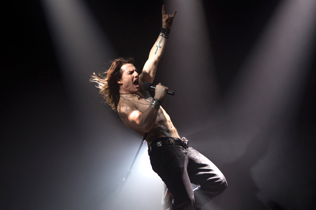 Reseña: La Era del Rock (Rock of Ages) | SÓLO SANGRONS