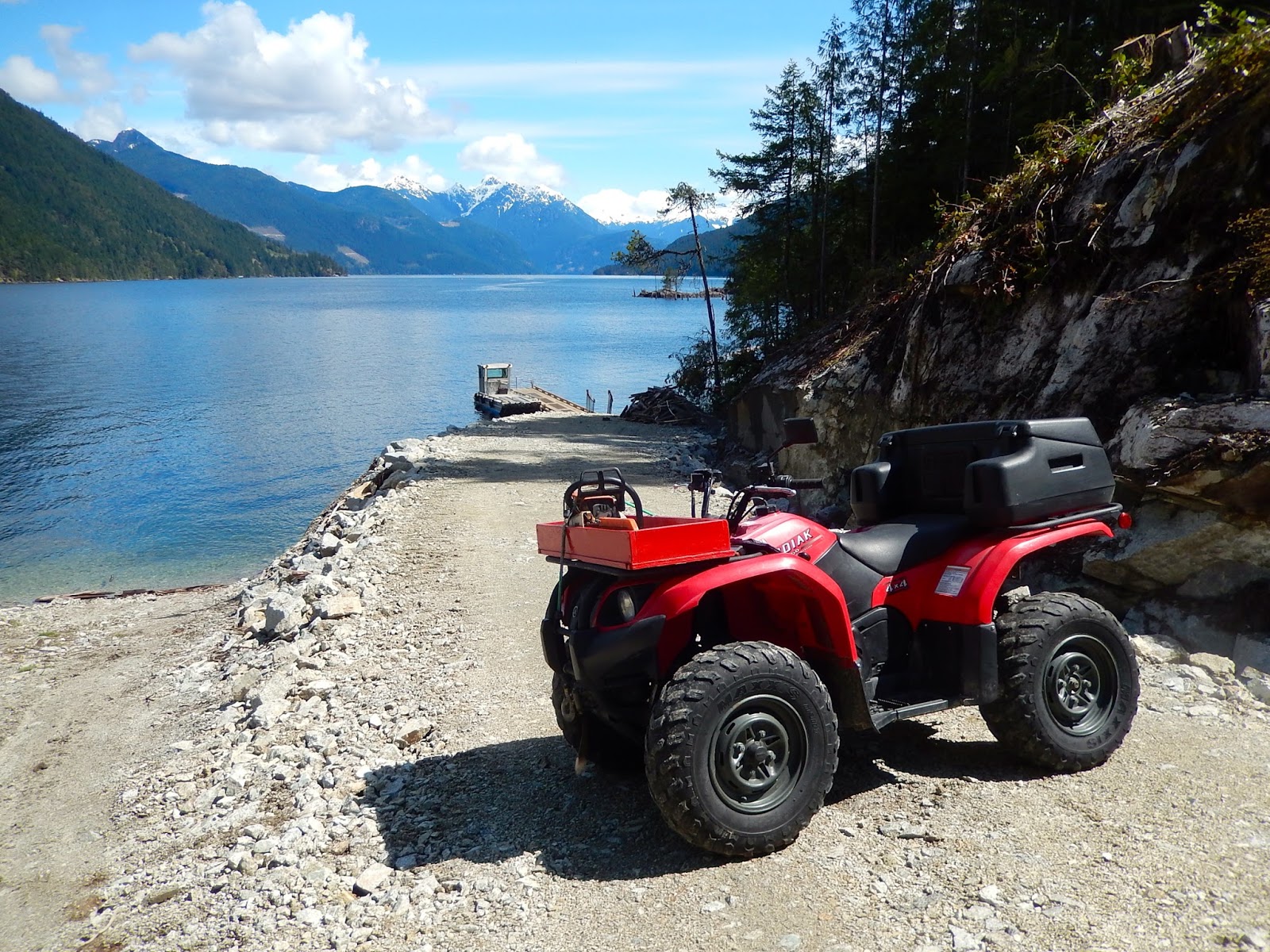 Powell River Books Blog: Riding Pickles on Powell Lake