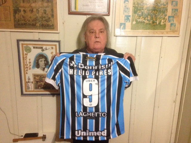 Corneta do RW: HÉLIO PIRES.PRIMEIRO JOGADOR DO GRÊMIO A FAZER GOL NO ...
