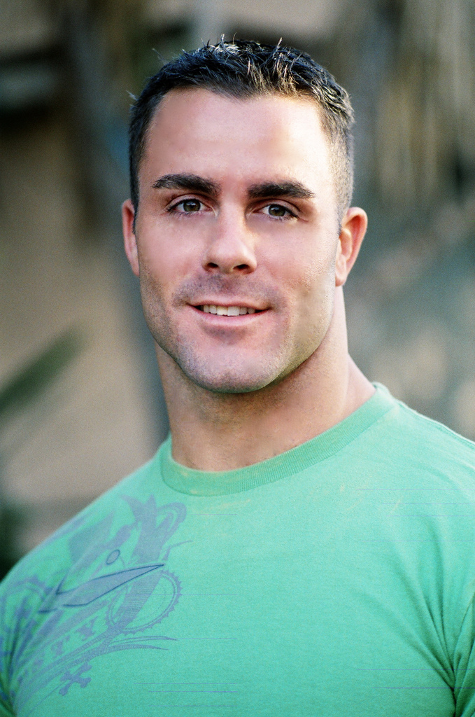 Bodybuilding Junction: Hot Abs and Body Model Kevin Gribbin