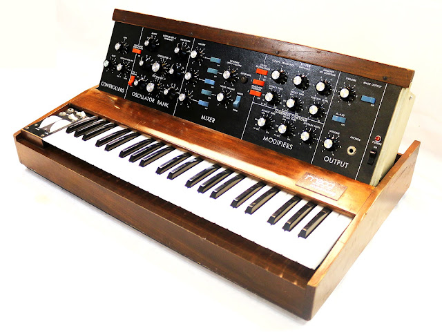 MATRIXSYNTH: Moog Minimoog Model-D SN 3073 at Control Voltage