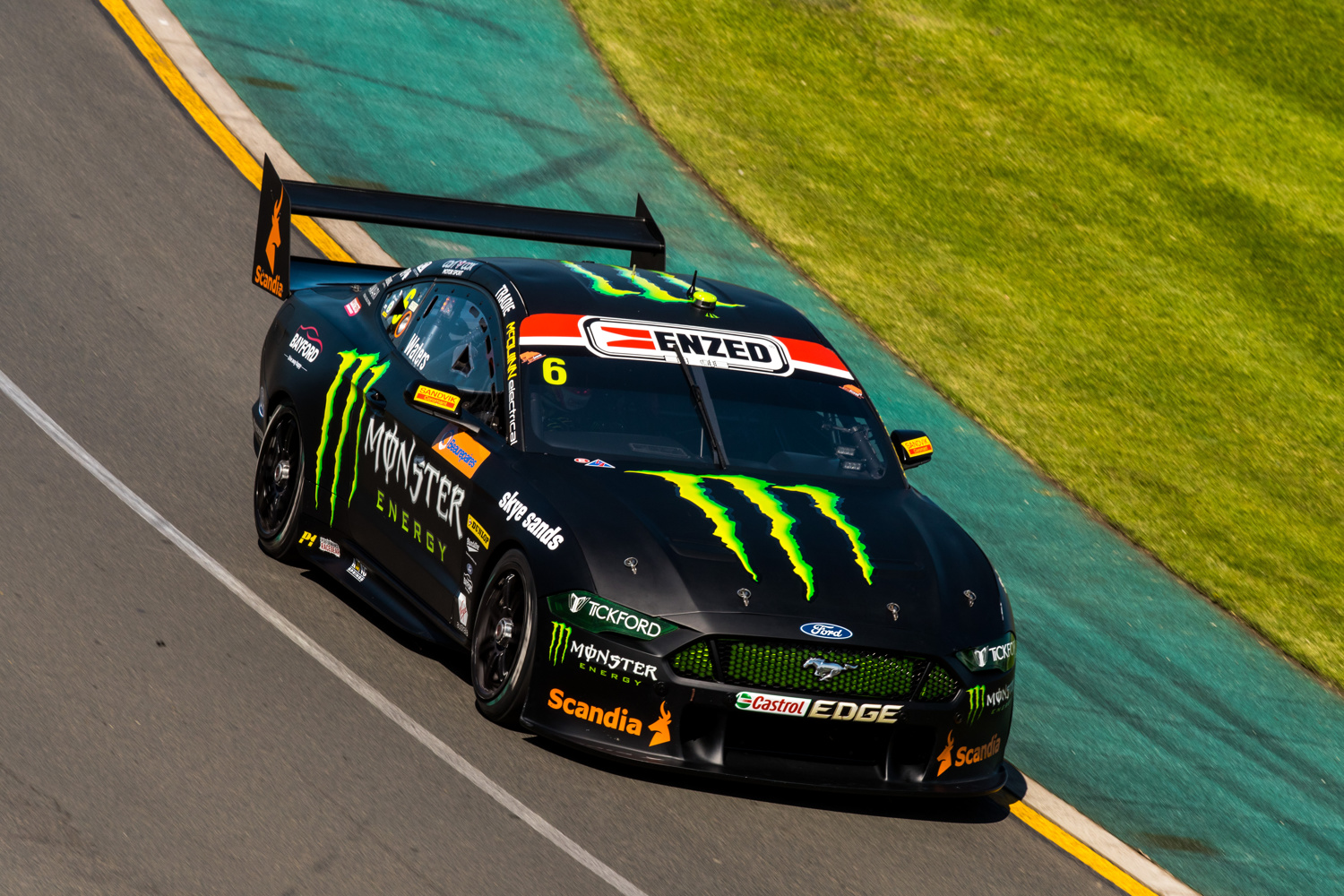 POPPA WHEELIE: Aussies love their Supercars Mustangs. Australian F1 GP ...