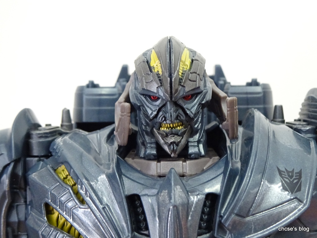 ChCse's blog: Toy Review: Transformers The Last Knight Megatron (Leader)